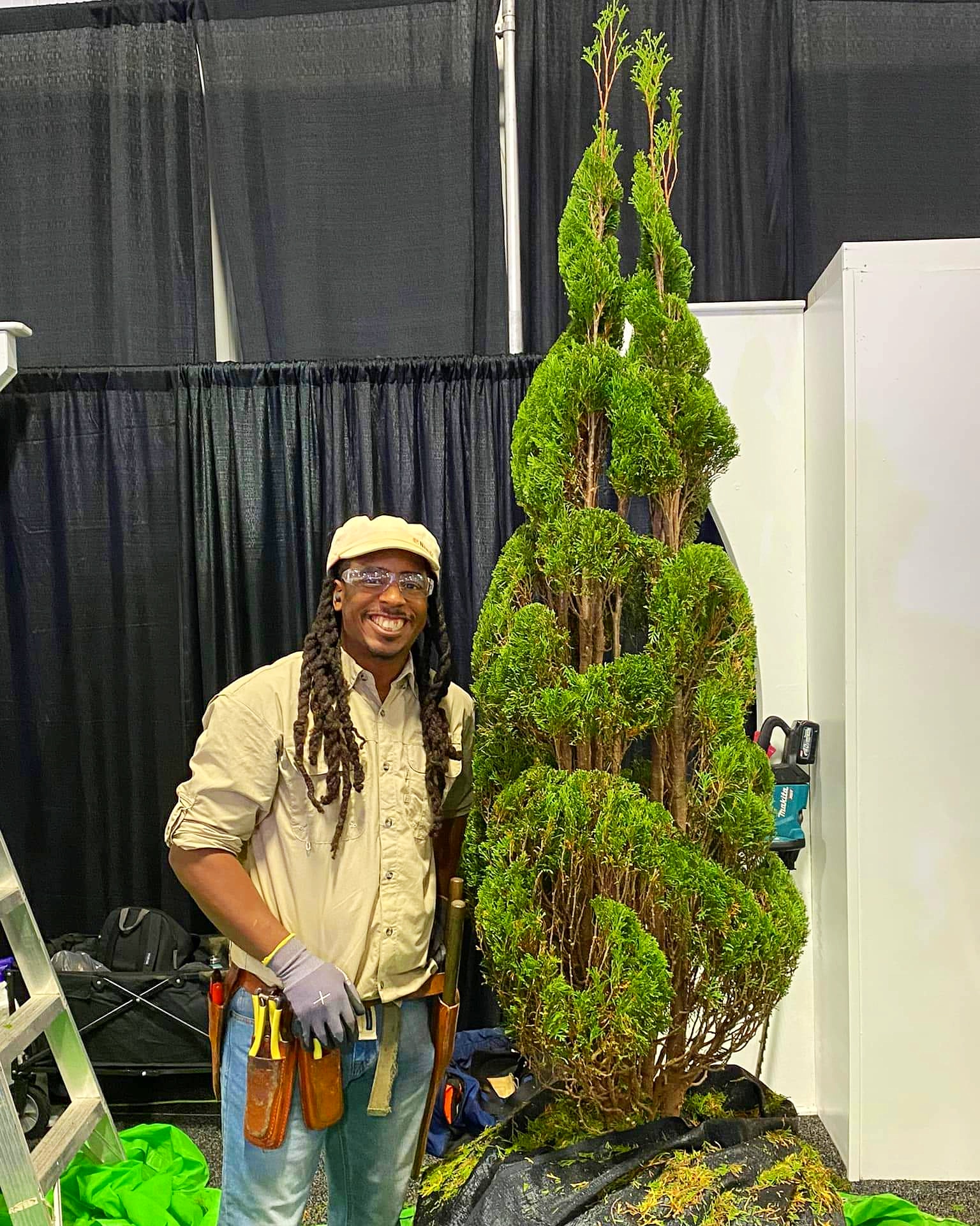 AHS LIVE: Topiary 101: A Beginner Guide to Living Sculpture - American Horticultural Society